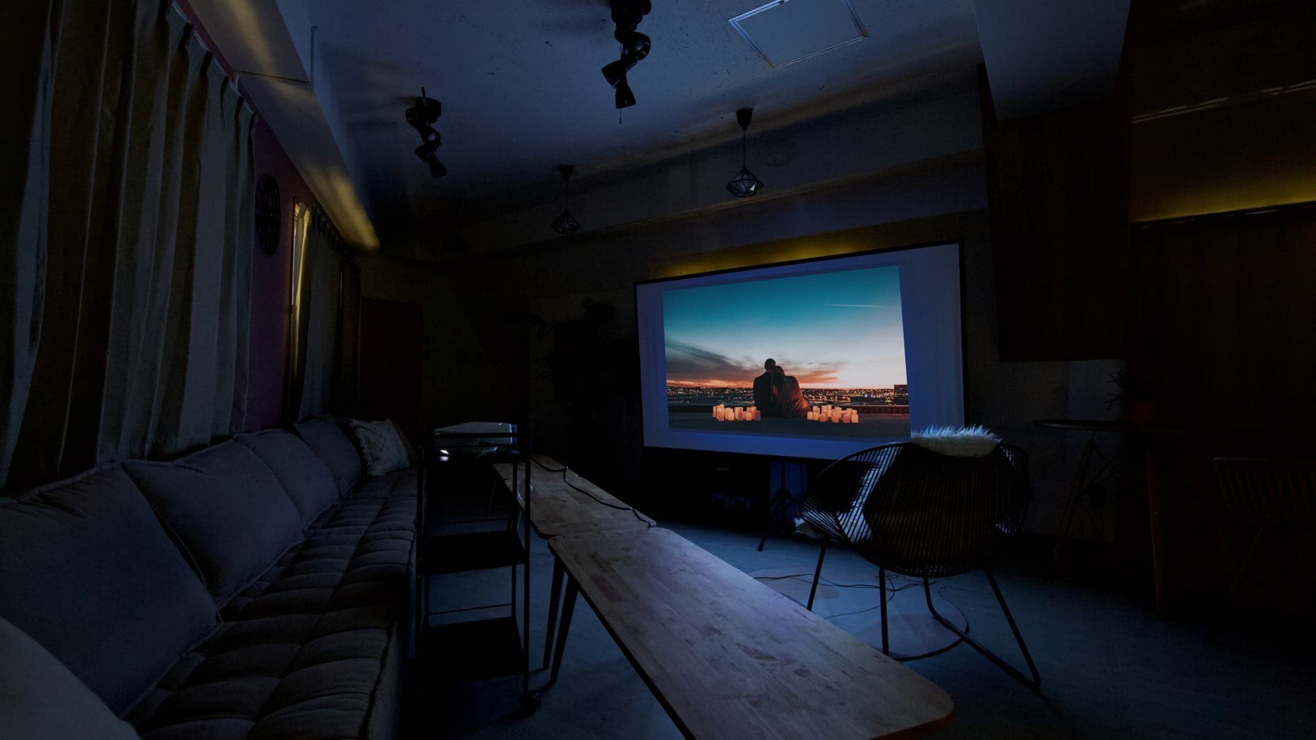 プロジェクター(HDMIケーブル付属)の画像1