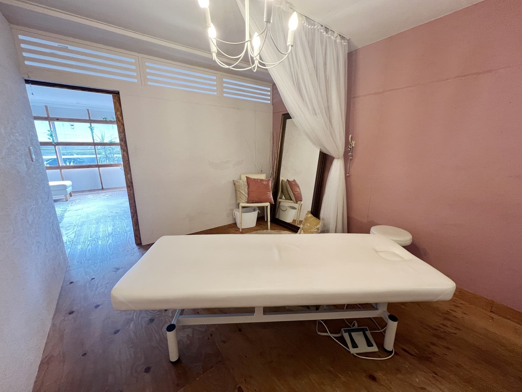 【千葉市中央区】エステ/撮影/推し活/パーティーに☆個室サロン付き多目的スペースの写真13