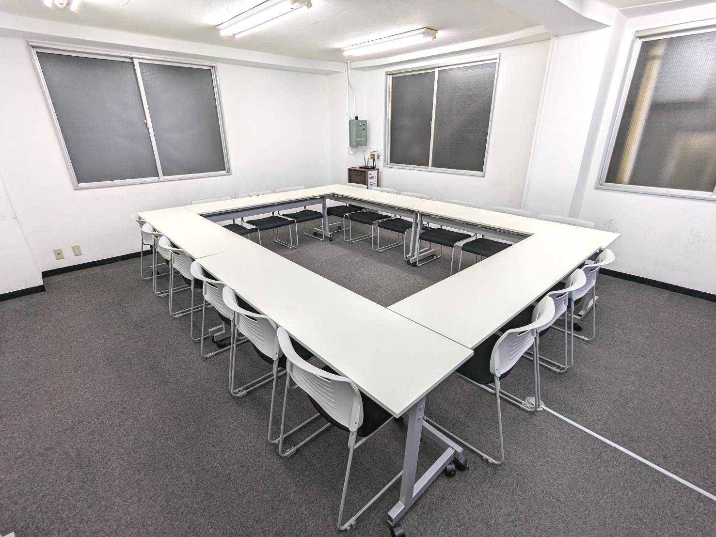水道橋2分🌸九段下神保町8分🌸25名収容の広々会議室🌸爆速サクサクWifiの写真5