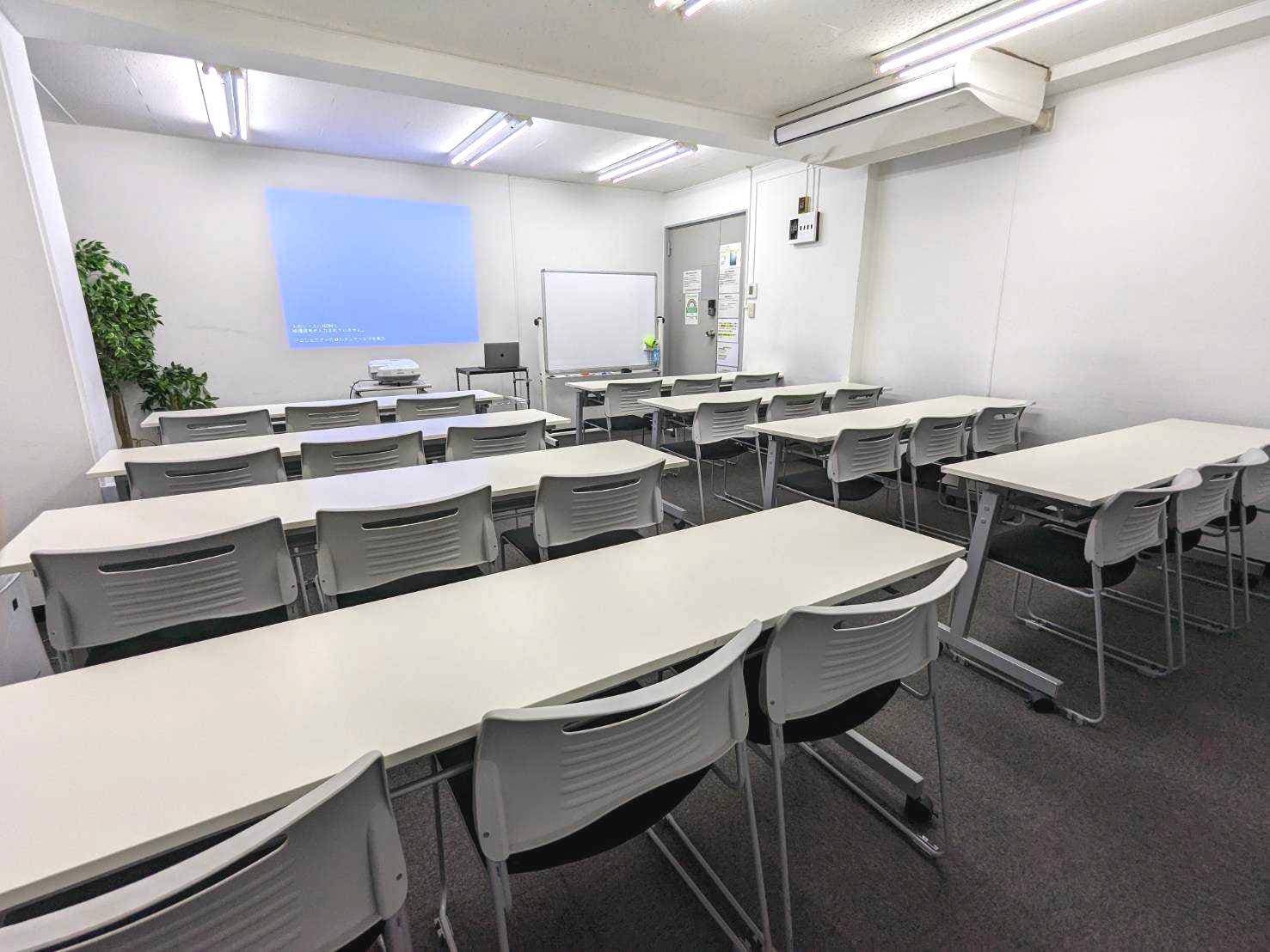 水道橋2分🌸九段下神保町8分🌸25名収容の広々会議室🌸爆速サクサクWifiの写真7