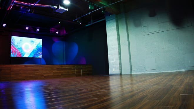 【BUZZ LIVE 赤坂】の写真2