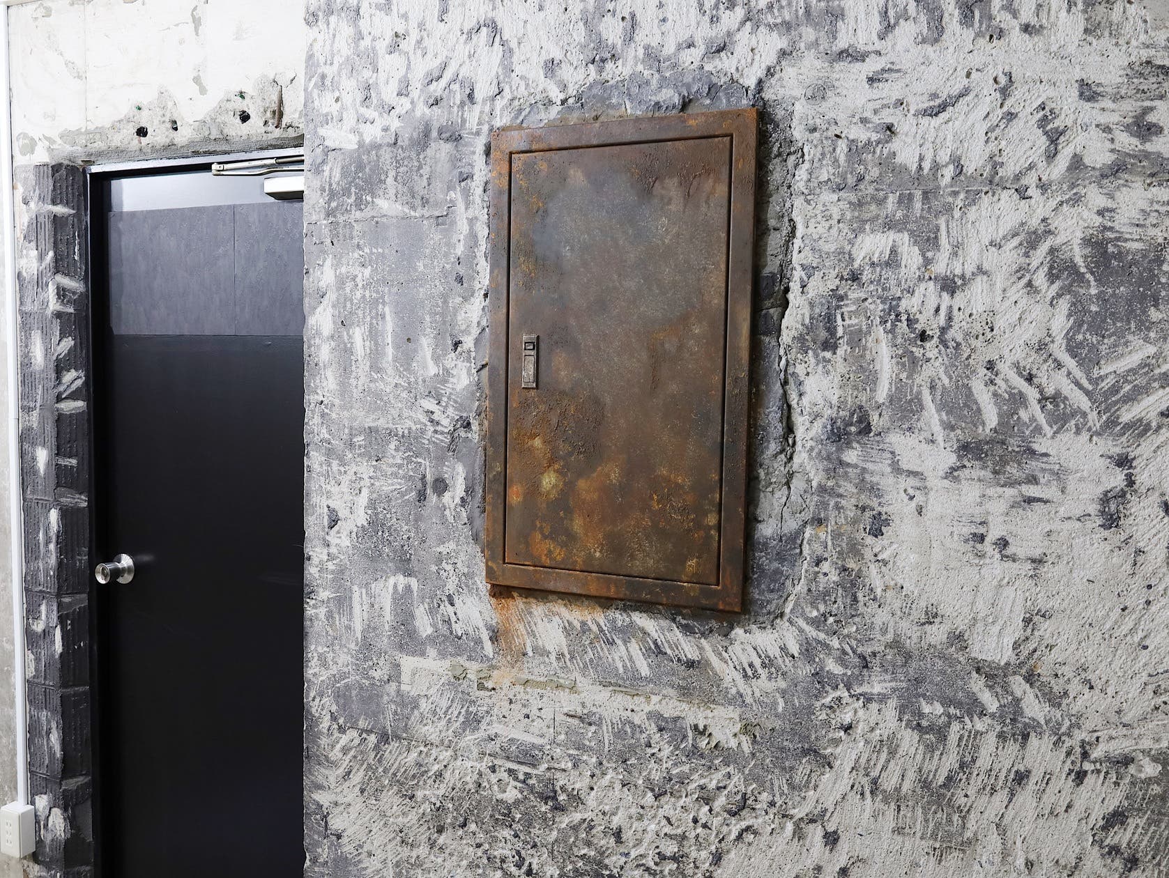 《地下スケルトン》配管むき出し、コンクリ打ちっぱなし、移動式大型背景パネル、背景6種類【RIVERLD池袋スタジオ】の写真14