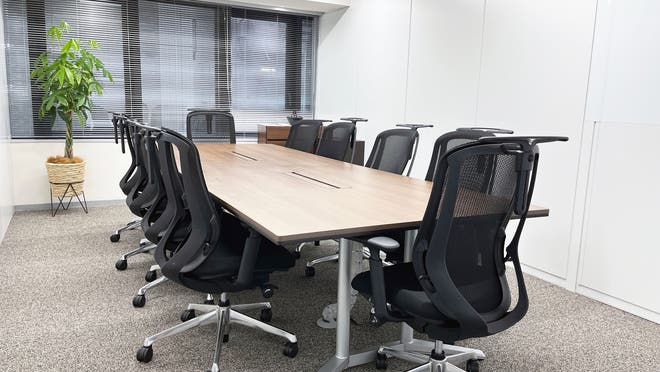 【銀座駅他2駅3分以内】定員10名/会議・研修・商談に/飲食OK・待合スペース、フリードリンク有/フォーマルな雰囲気の写真2