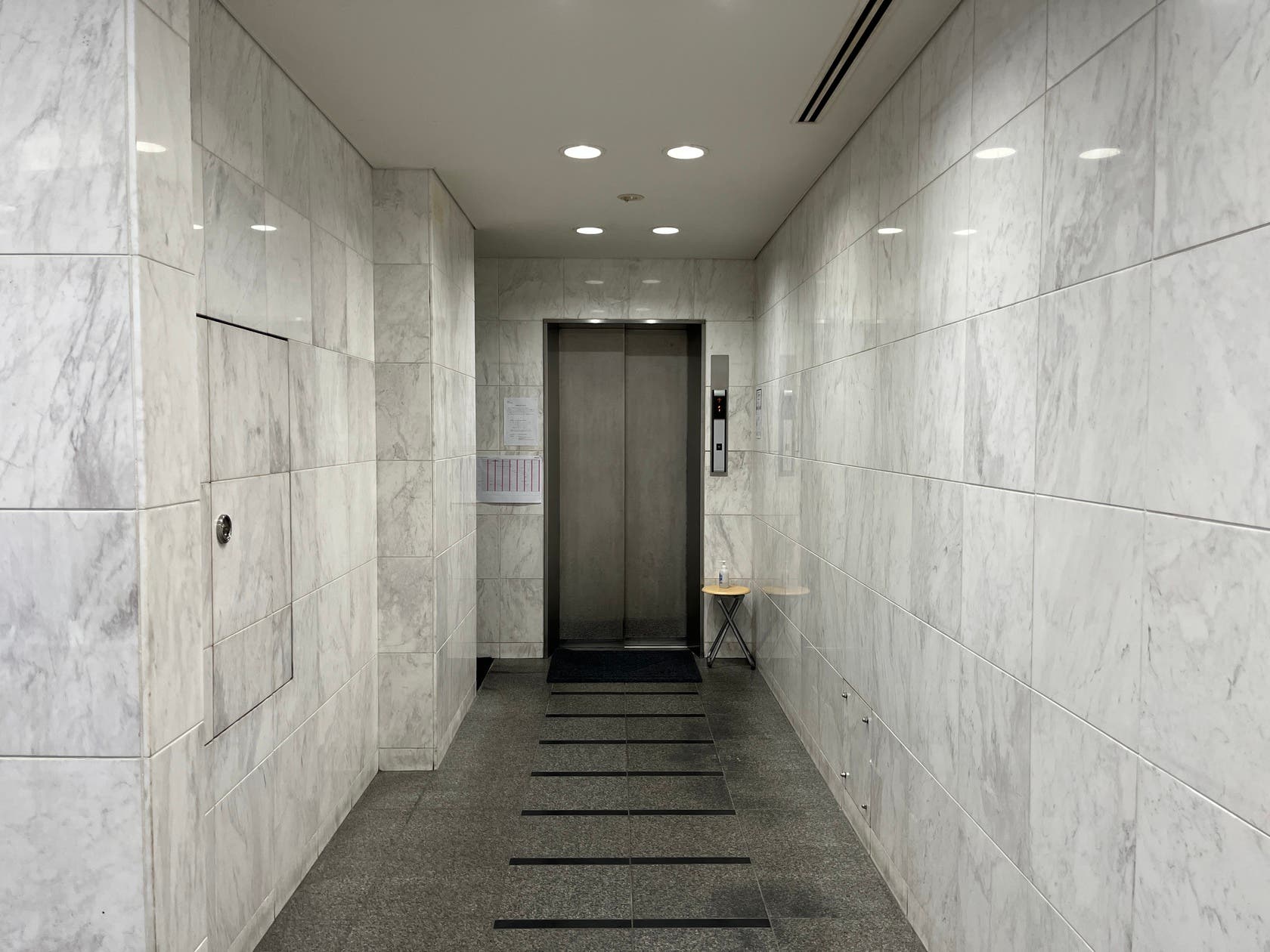 【銀座駅他2駅3分以内】定員10名/会議・研修・商談に/飲食OK・待合スペース、フリードリンク有/フォーマルな雰囲気の写真11