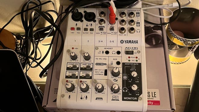 【北新地駅徒歩5分】北新地ど真ん中にある大理石とシャンデリアがある上品なミュージックサロン(飲食店)の写真5