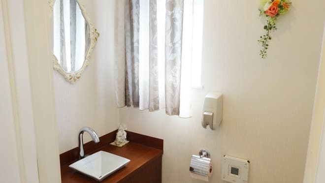 愛知会議室 マザーラミタ東岡崎店 石造り風のエレガントなレンタルスペース!東岡崎駅10分✨無料駐車場有✨女子会・撮影・記念日にの写真8