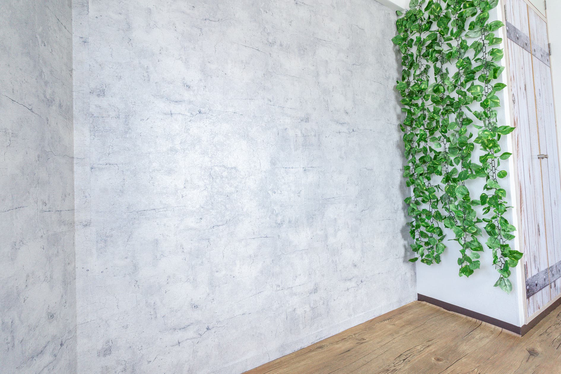 🎁今だけワンコイン💰名古屋6分｜ブルーグレー×コンクリ×ヴィンテージドアの3背景｜自然光フェミニンスタジオ｜ポトレ・推し誕の写真10