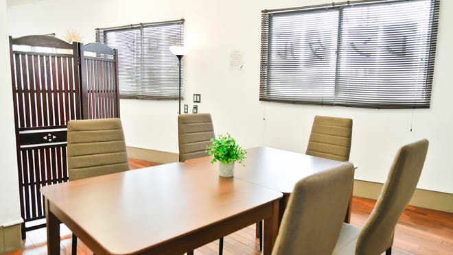 大和駅3分 レンタルサロンLiLi大和(会議室利用)の写真1