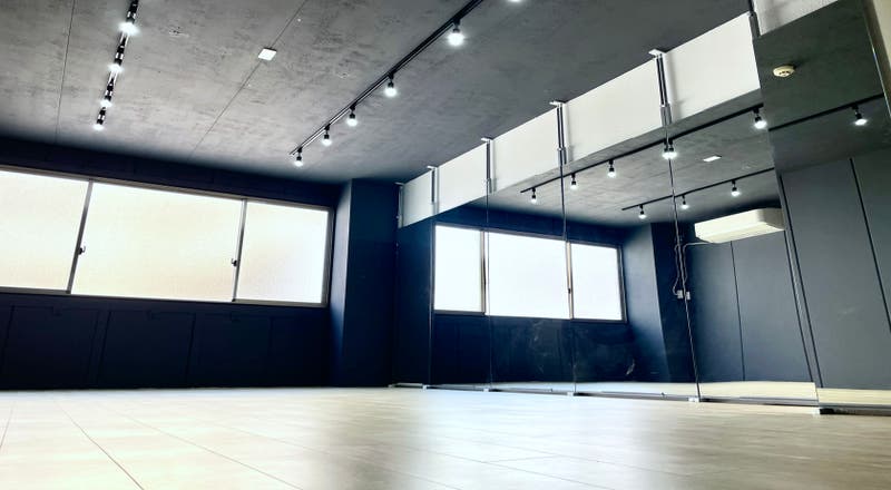♦︎伏見駅徒歩2分♦︎ダンスができるレンタルスタジオ  ※伏見駅最安値級の価格です
