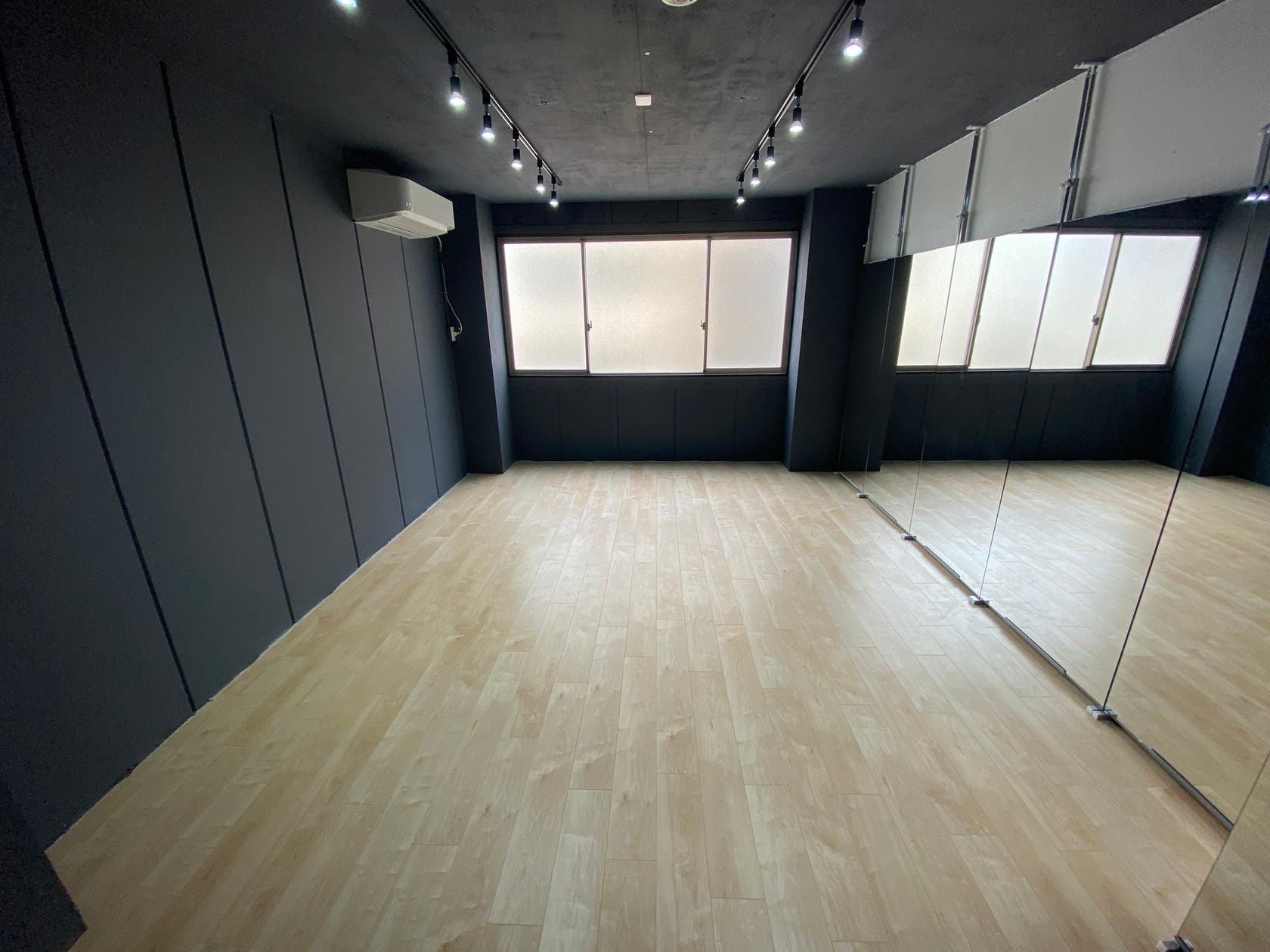 ♦︎伏見駅徒歩2分♦︎ダンスができるレンタルスタジオ  ※伏見駅最安値級の価格ですの写真5