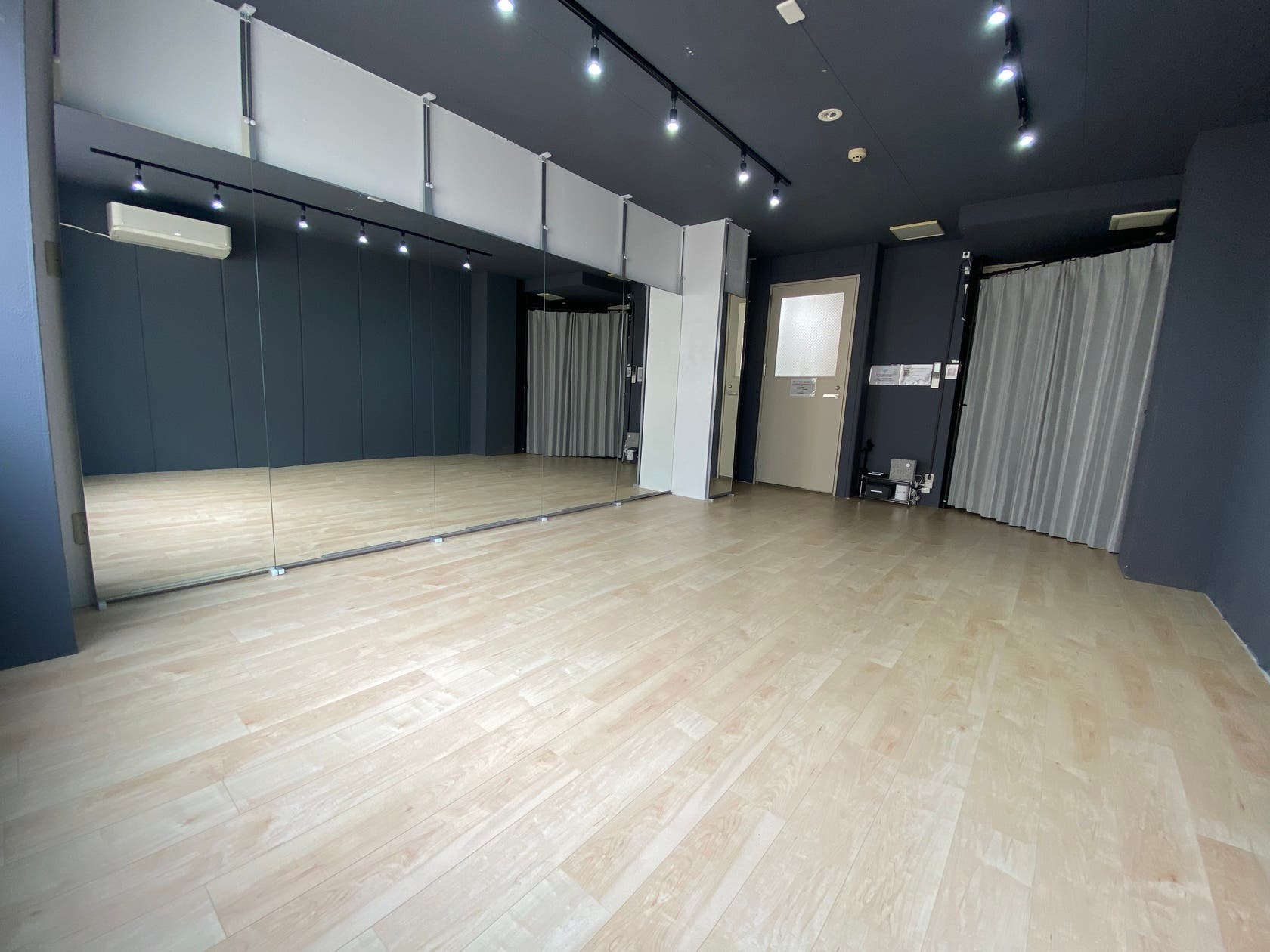 ♦︎伏見駅徒歩2分♦︎ダンスができるレンタルスタジオ  ※伏見駅最安値級の価格ですの写真6