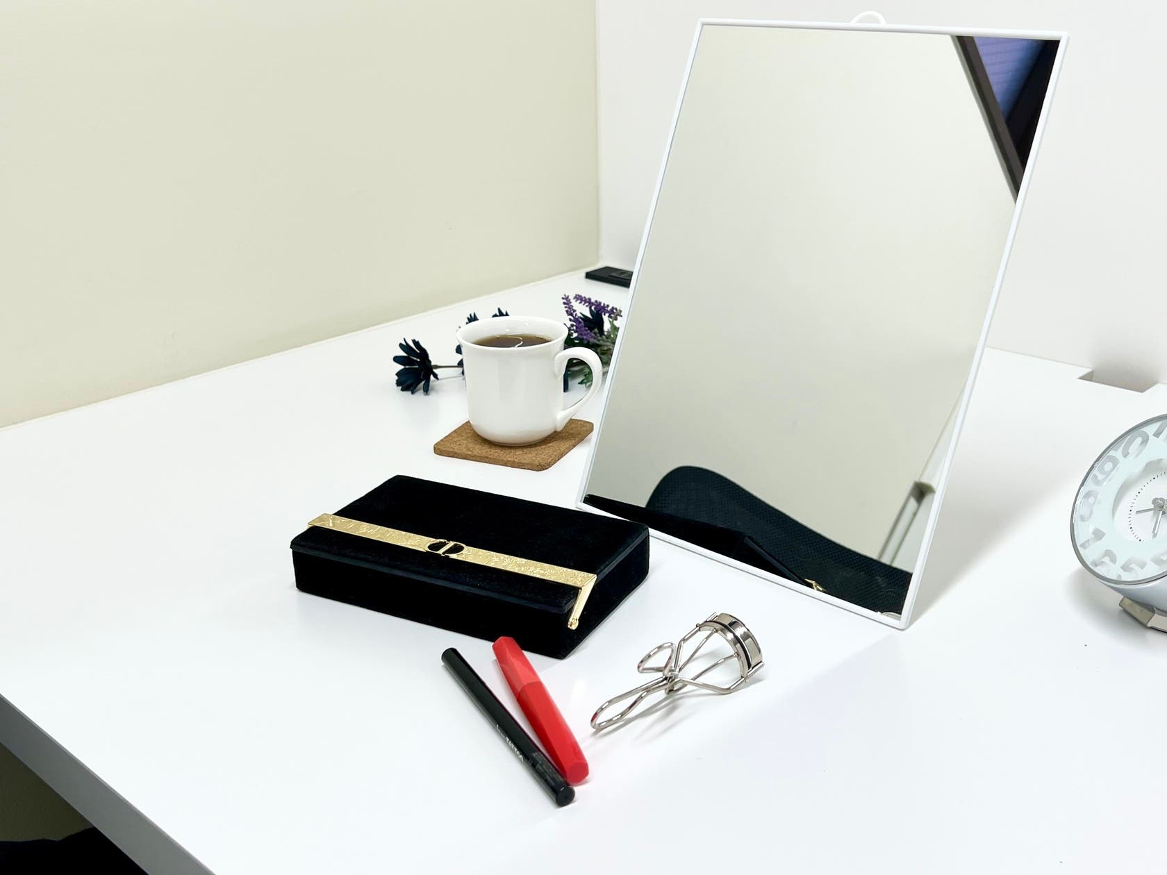 1名用広々個室１ (モニターなし)　PC作業/Web会議/ちょっとした休憩など　※完全個室ではありません※の写真5