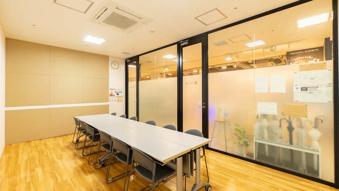 【定員12名】会議、セミナー、ワークショップに最適!の写真2