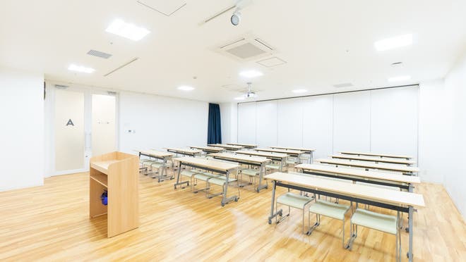 【定員45名/イベントルームB】京阪枚方市駅直結!セミナーや会議、展示会、イベントに最適!の写真3