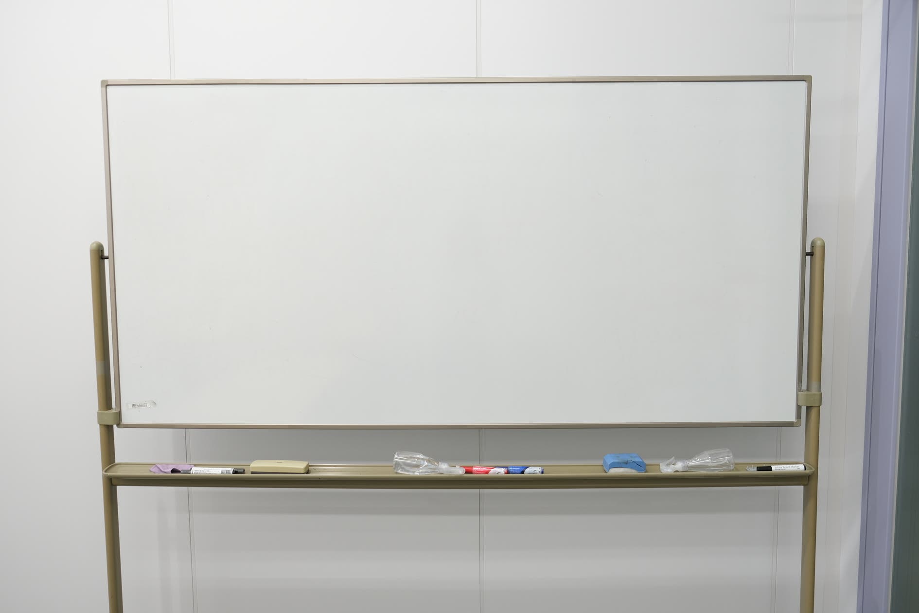 浜松駅直結【まなクル浜松／大研修室～28名まで】徒歩3分アクトタワー6階の写真6