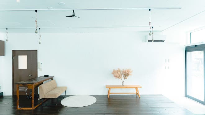 柔らかい光が入るアンティーク調のフォトスタジオ◎和室(メイクルーム)もありの写真6