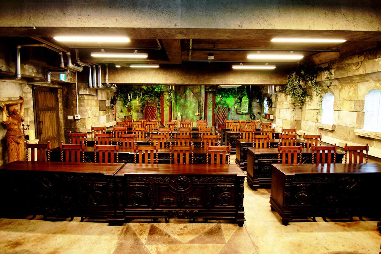 秋葉原駅徒歩1分！会議・セミナー・研修・パーティー・撮影が映える！面白いイベント会場　【王宮の魔法学校】の写真7