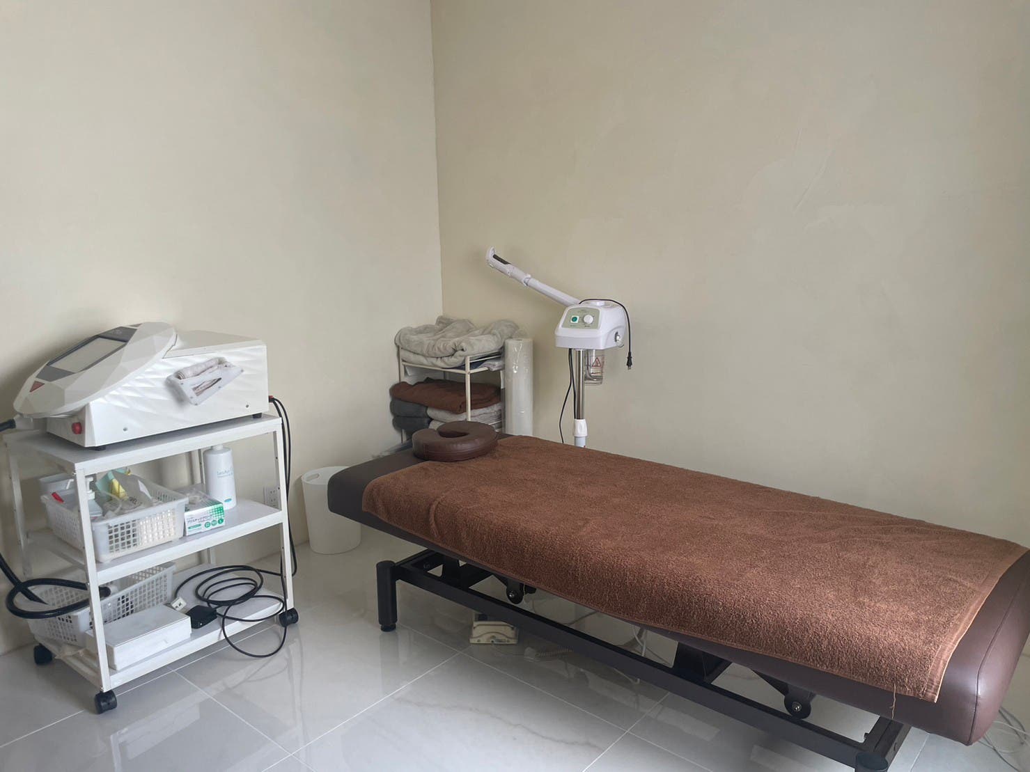 【六本木駅 徒歩6分】高級プライベートサロン✨美容・ヘアメイク・ヘッドスパ🧖シャンプー台🚿マッサージ✨セミナー✍撮影📸の写真8