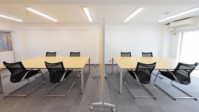 【原宿/竹下口徒歩1分】会議や打合わせに最適な多目的レンタルスペース|電源 WiFi プロジェクター<Holz>原宿Dの写真5