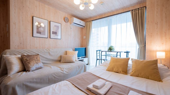 【花園町駅4分】キッチン・お風呂つき★ママ友/女子会/撮影/映画鑑賞に!無料WIFI/Blu-rayプレーヤ-/Netflixの写真1