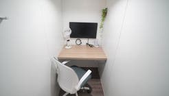 <ミニマルワークブース博多No.1>完全個室ワークブース💼Wi-Fi📶モニター🖥テレワーク/ZOOM/自習/作業場所の写真3