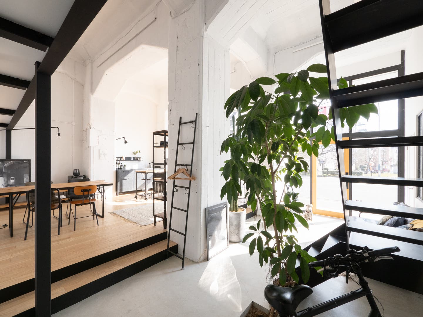 【三ノ宮】天井高4mの大空間スペース/スタジオ/ギャラリーの写真5