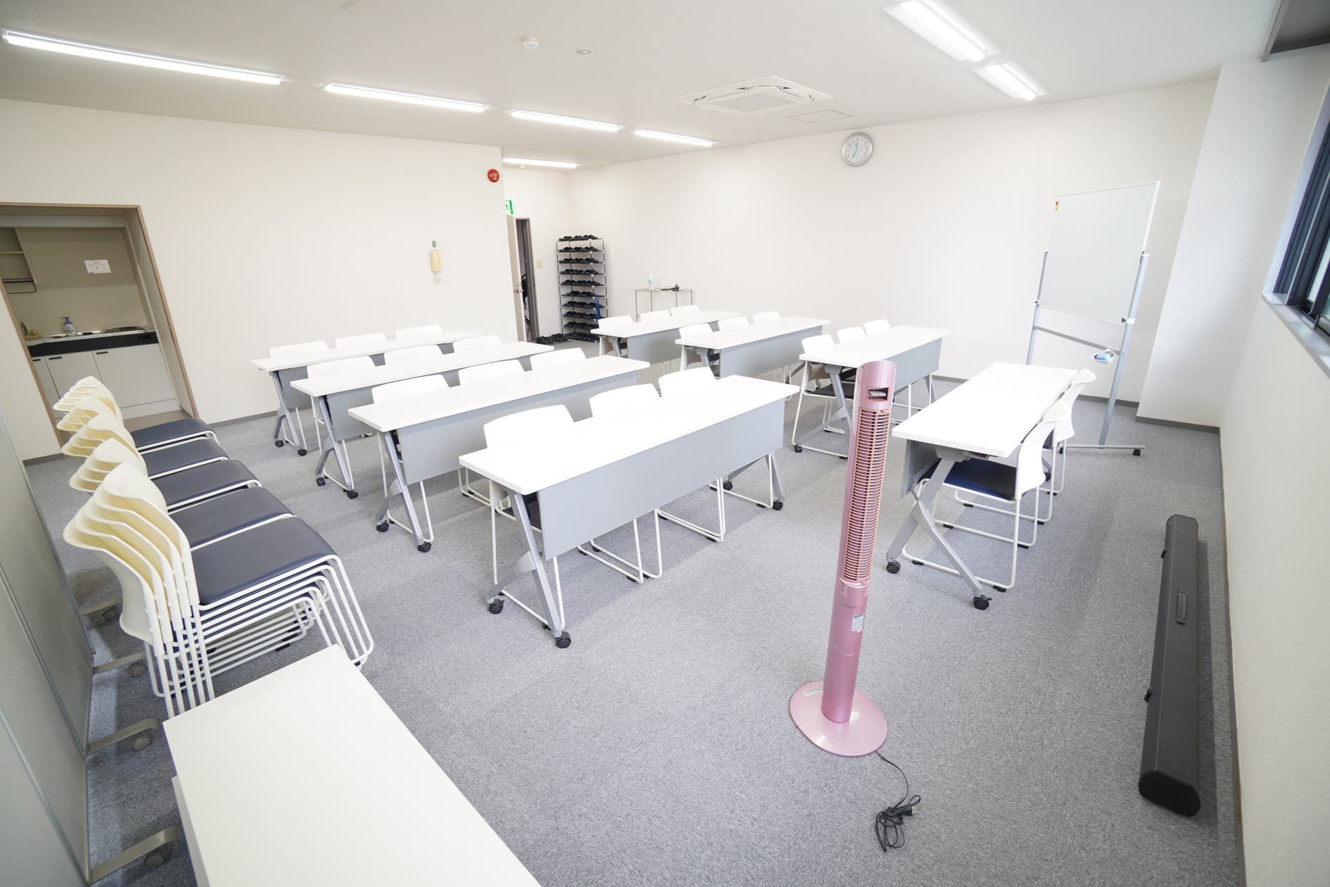 ＜WISE SPACE 鎌取＞高速Wi-Fi📶スクリーン無料！セミナー/研修/会議/ボドゲ/ワークショップの写真6