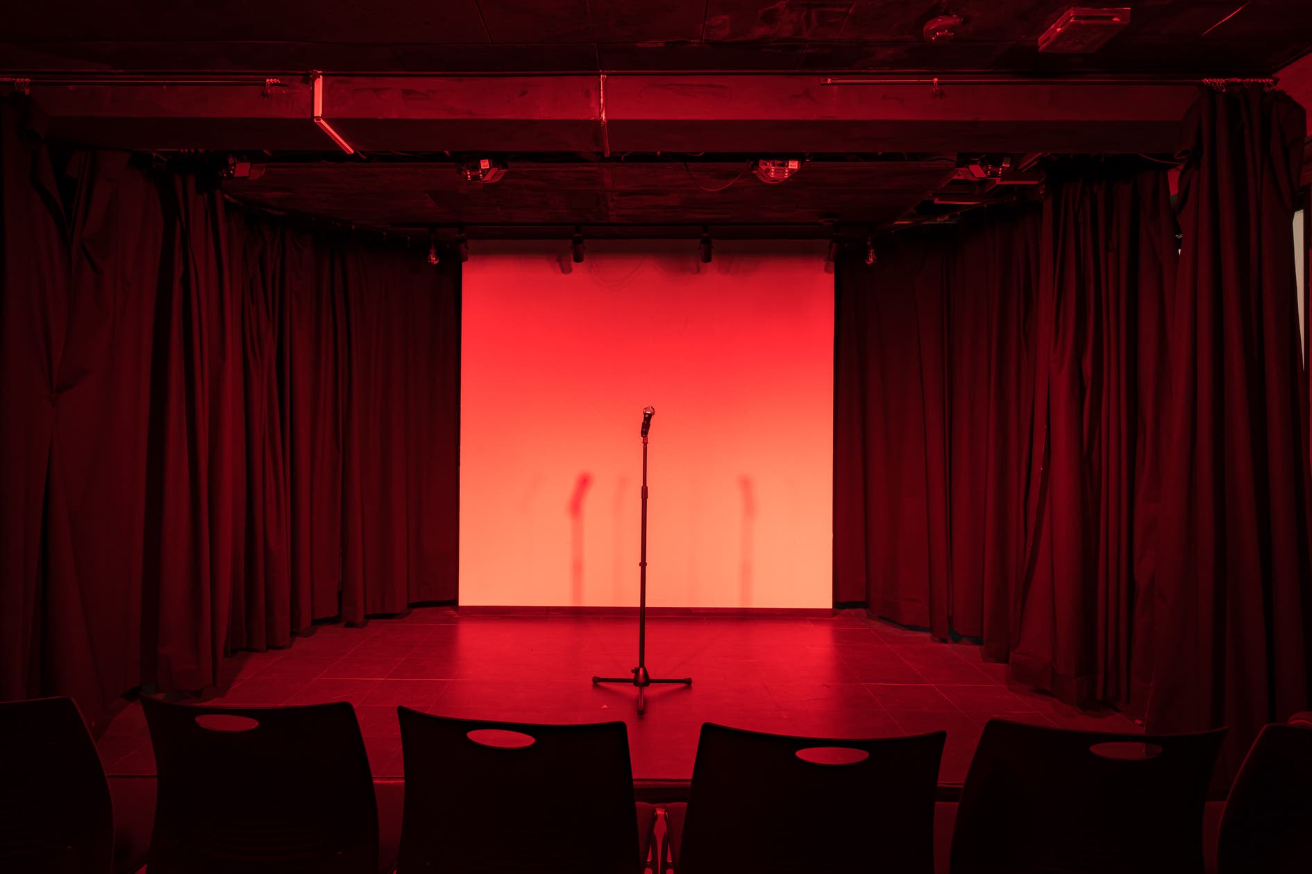 劇場レンタルライブスタジオです。客席キャパ40席。池袋駅徒歩3分です。の写真6