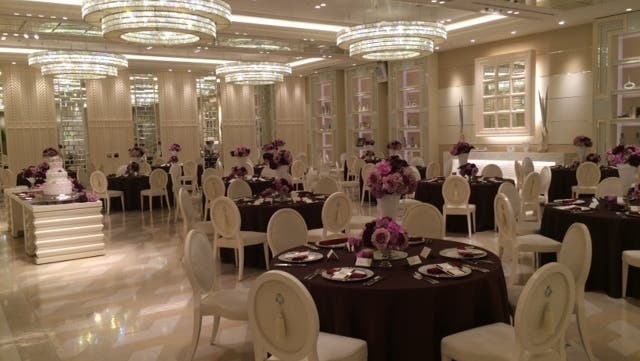 所沢 白を基調とした最大120名がゆったりと過ごせる大会場で パーティー 宴会 はいかが! ルシア・スイートの写真4