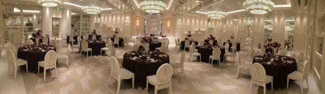 所沢 白を基調とした最大120名がゆったりと過ごせる大会場で パーティー 宴会 はいかが！ ルシア・スイートの写真6