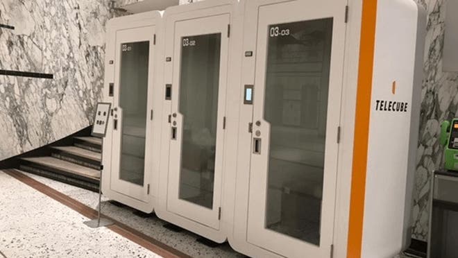【テレキューブ】新東京ビルの個室型ワークブース(03-03)です。視線と音を遮る、プライベートな集中環境。の写真1