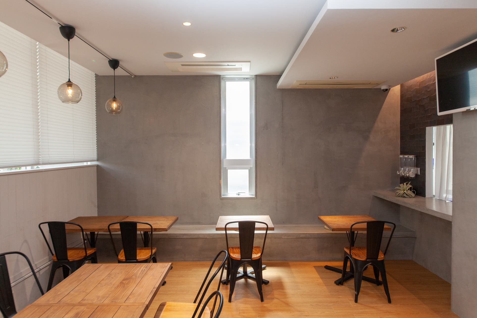 【学芸大学のカフェ風レンタルスペース】各種パーティ―やワークショップ、撮影に！大型スーパー、コインパーキングのすぐ近くの写真4