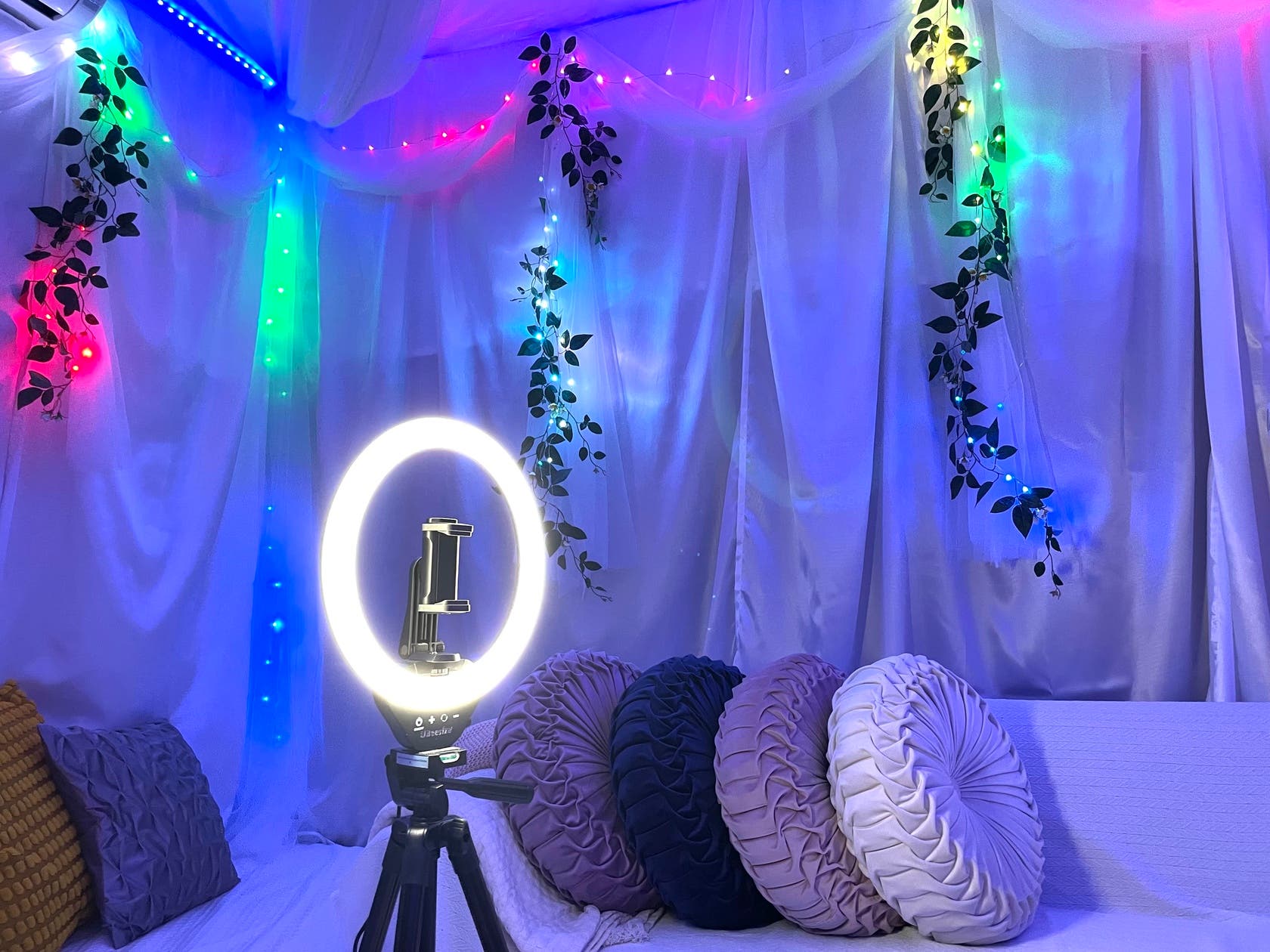 フロアにこのスペースだけ🔥駅1分✨幻想空間🍀🌌大人気ゲーム🎮プロジェクター🎥マットレス🛌飲み会🥂デート💕24Hの写真15