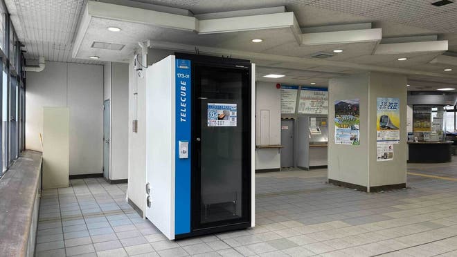 【テレキューブ】練馬高野台駅の個室型ワークブース(173-01)です。視線と音を遮る、プライベートな集中環境。の写真1