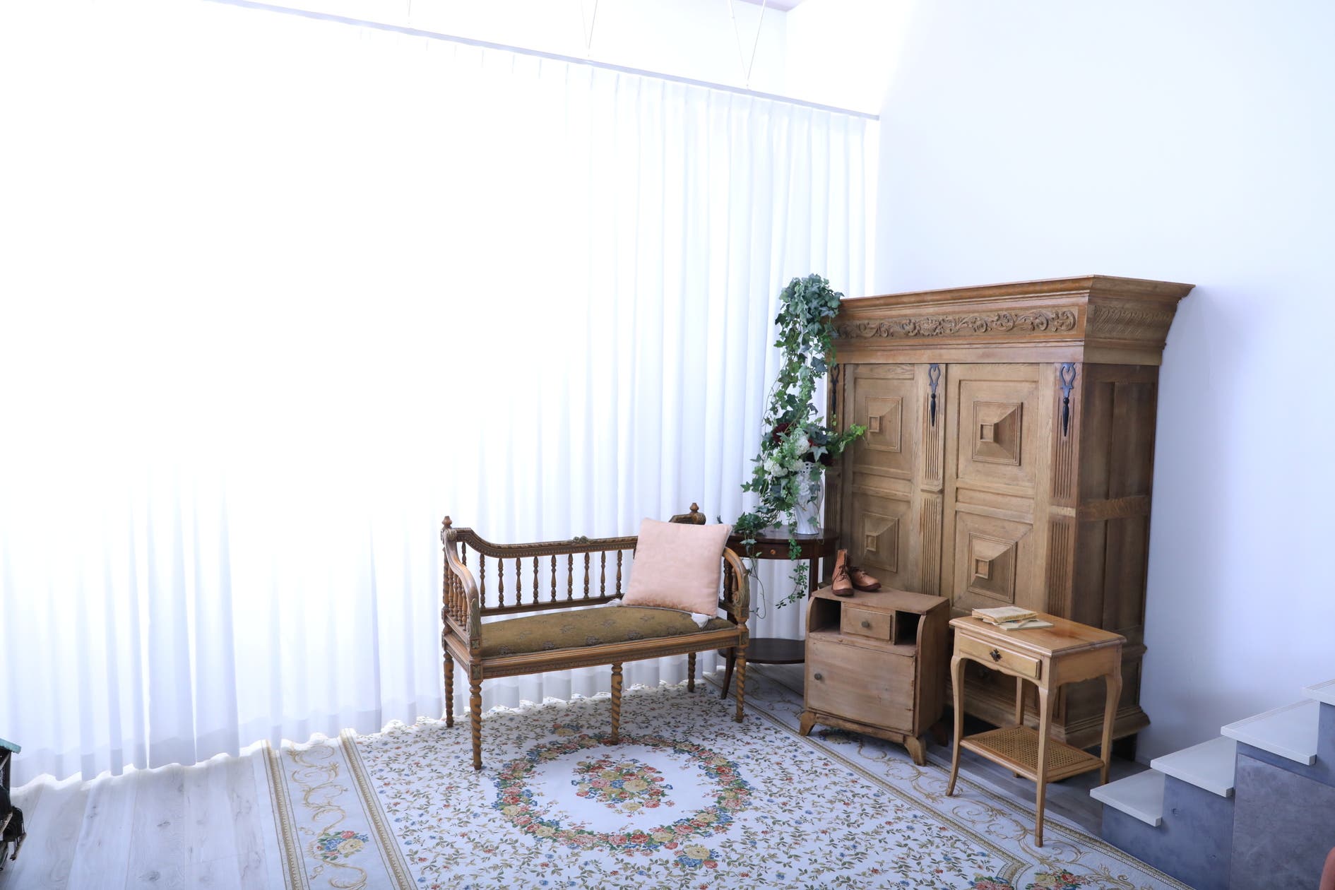 メゾネット｜ガレージ｜アンティーク家具｜撮影機材｜おしゃれキッチン｜背景×7｜床材×2｜自然光｜疑似光｜駐車スペース５台完備｜の写真7