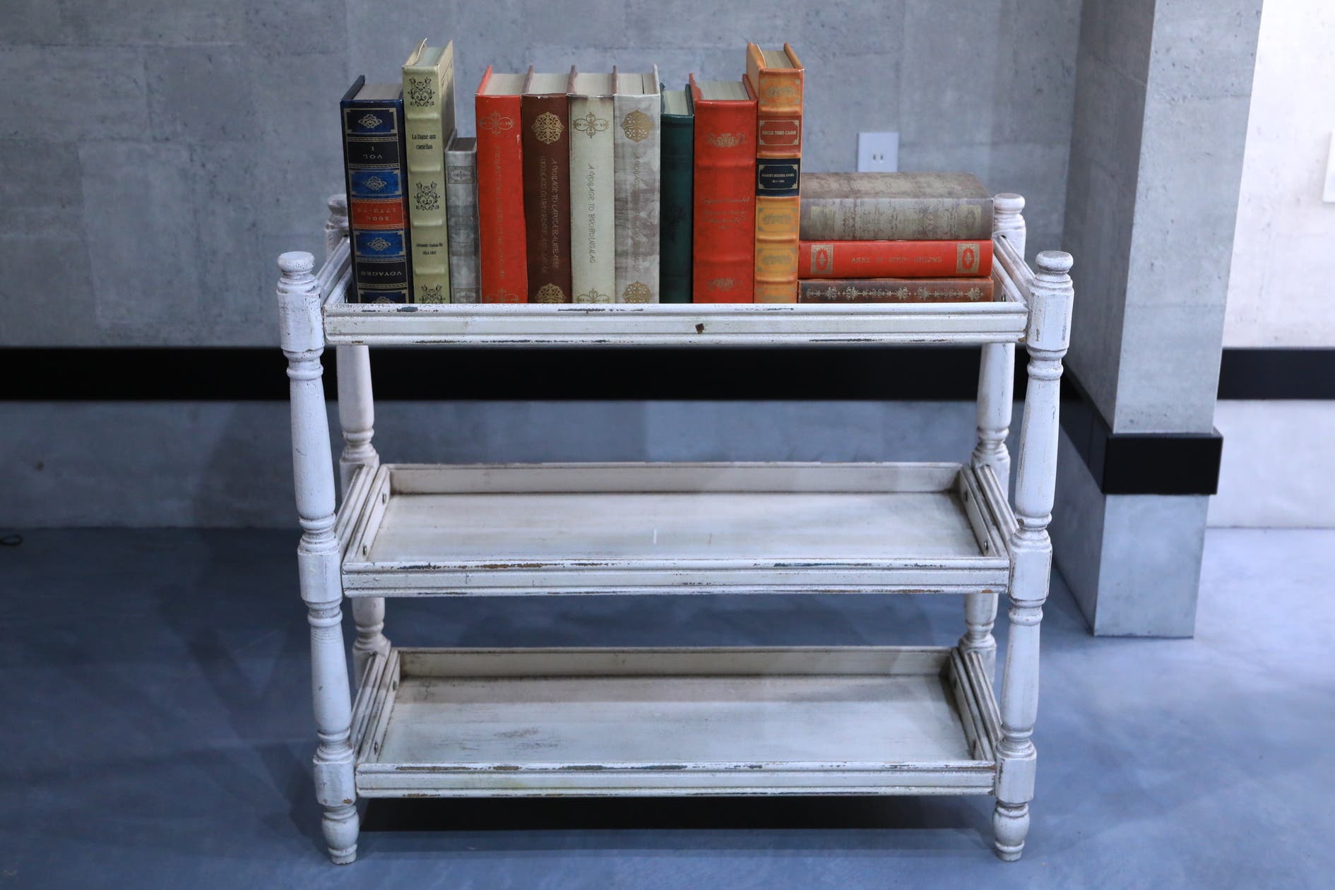 メゾネット｜ガレージ｜アンティーク家具｜撮影機材｜おしゃれキッチン｜背景×7｜床材×2｜自然光｜疑似光｜駐車スペース５台完備｜の写真22