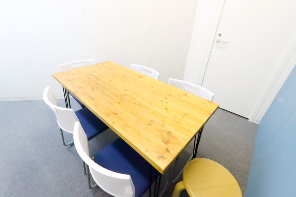 【JR新宿駅 徒歩2分！明治通り沿い！6名利用可！】完全個室！リモートワーク・多目的利用OK！ふれあい貸し会議室 新宿No76の写真5