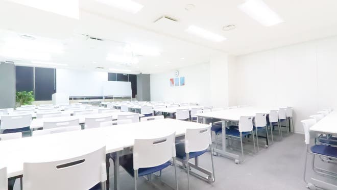 【JR新宿駅 徒歩2分!大型会議室!100名利用可】高性能プロジェクター・マイク・WiFi無料!ふれあい貸し会議室 新宿No73の写真7