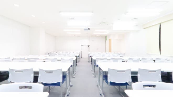 【JR新宿駅 徒歩2分!大型会議室!100名利用可】高性能プロジェクター・マイク・WiFi無料!ふれあい貸し会議室 新宿No73の写真8