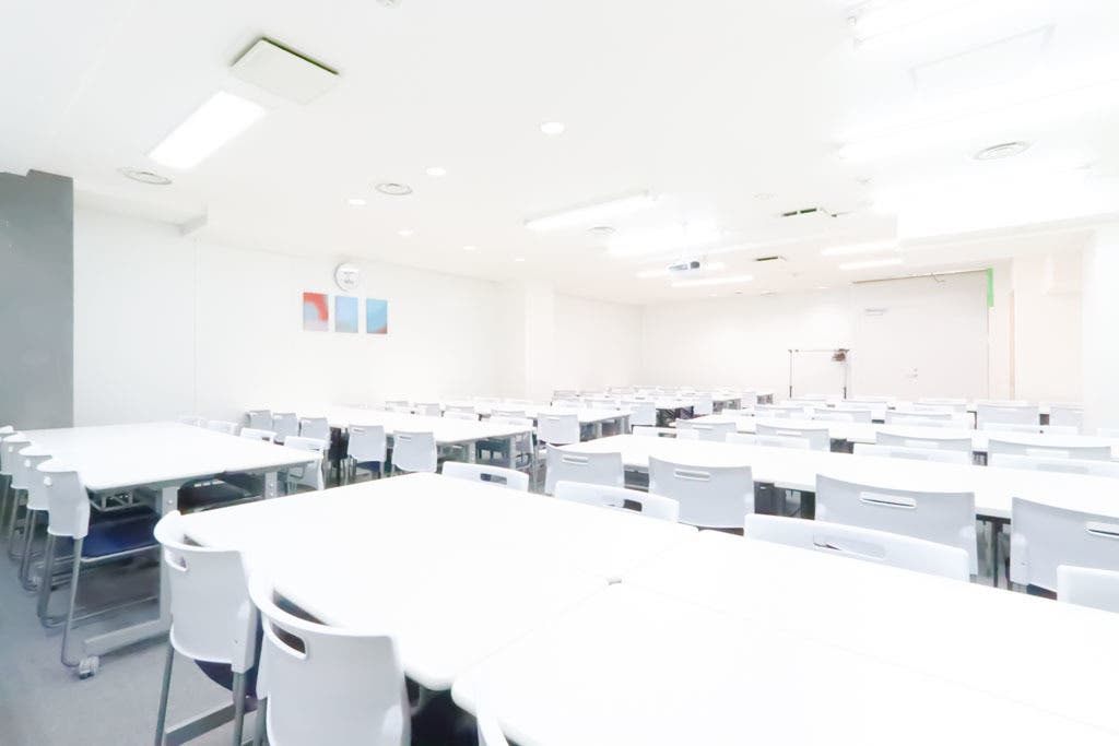 【JR新宿駅 徒歩2分！大型会議室！100名利用可】高性能プロジェクター・マイク・WiFi無料！ふれあい貸し会議室 新宿No73の写真10