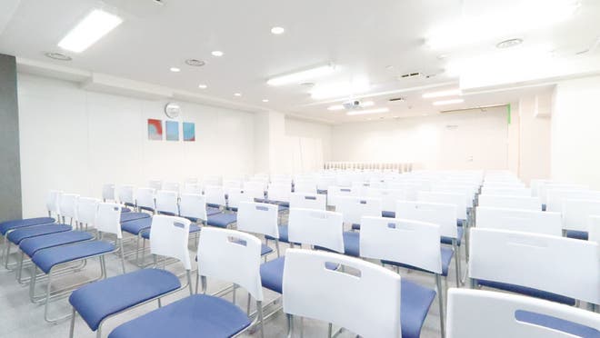 【JR新宿駅 徒歩2分!大型会議室!100名利用可】高性能プロジェクター・マイク・WiFi無料!ふれあい貸し会議室 新宿No73の写真18