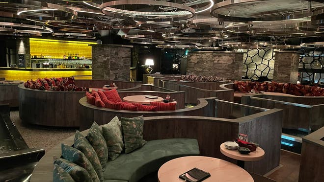 【600名でも大歓迎】梅田駅から徒歩7分の好立地でおしゃれな会場です。の写真1