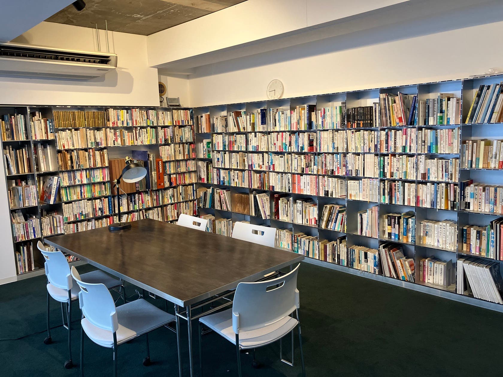 <横浜駅徒歩10分>建築家・山本理顕設計の会議室の写真5