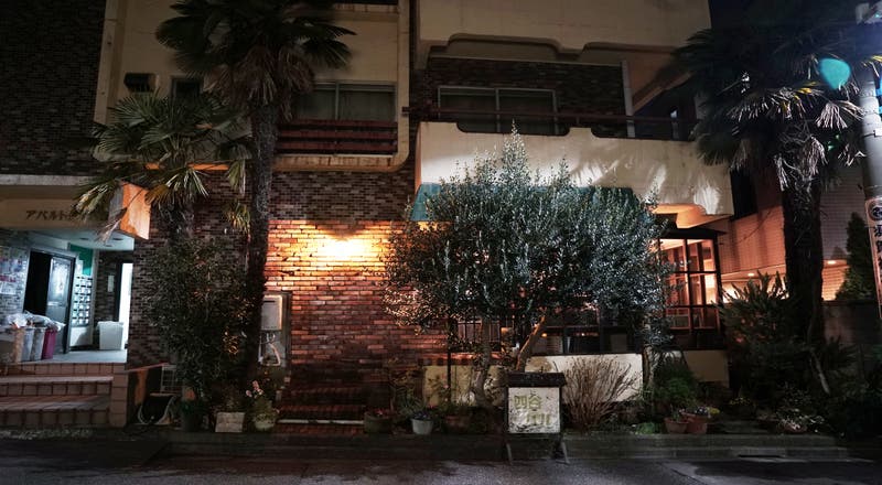 【新宿 / 四谷三丁目駅徒歩２分】アンティークなカフェバー・喫茶店 / 女子会 / 撮影実績多数