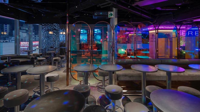 【160名でも大歓迎】栄駅から徒歩1分の好立地でおしゃれな会場です。の写真2