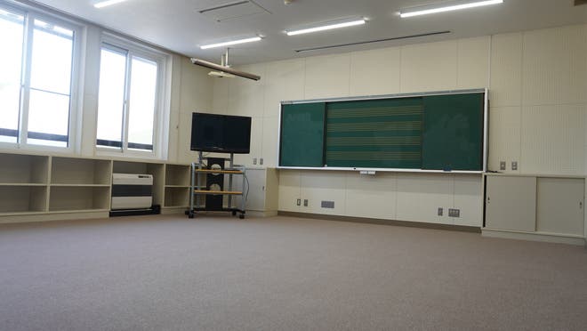 北海道八雲町/牧場地帯に佇む廃校リノベーション施設の写真5