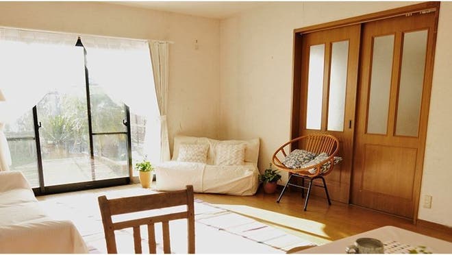 自然の光溢れる 広い 庭付き1軒屋 90坪 建物面積270㎡ 庭30坪 ゆったりとしたハウススタジオの写真1