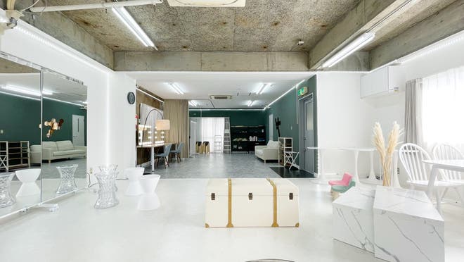 四ツ谷駅徒歩2分・撮影スタジオ・天井高3m・自然光・広々72㎡・撮影用備品無料貸出・コスパ最強・令和5年5月オープンの写真4