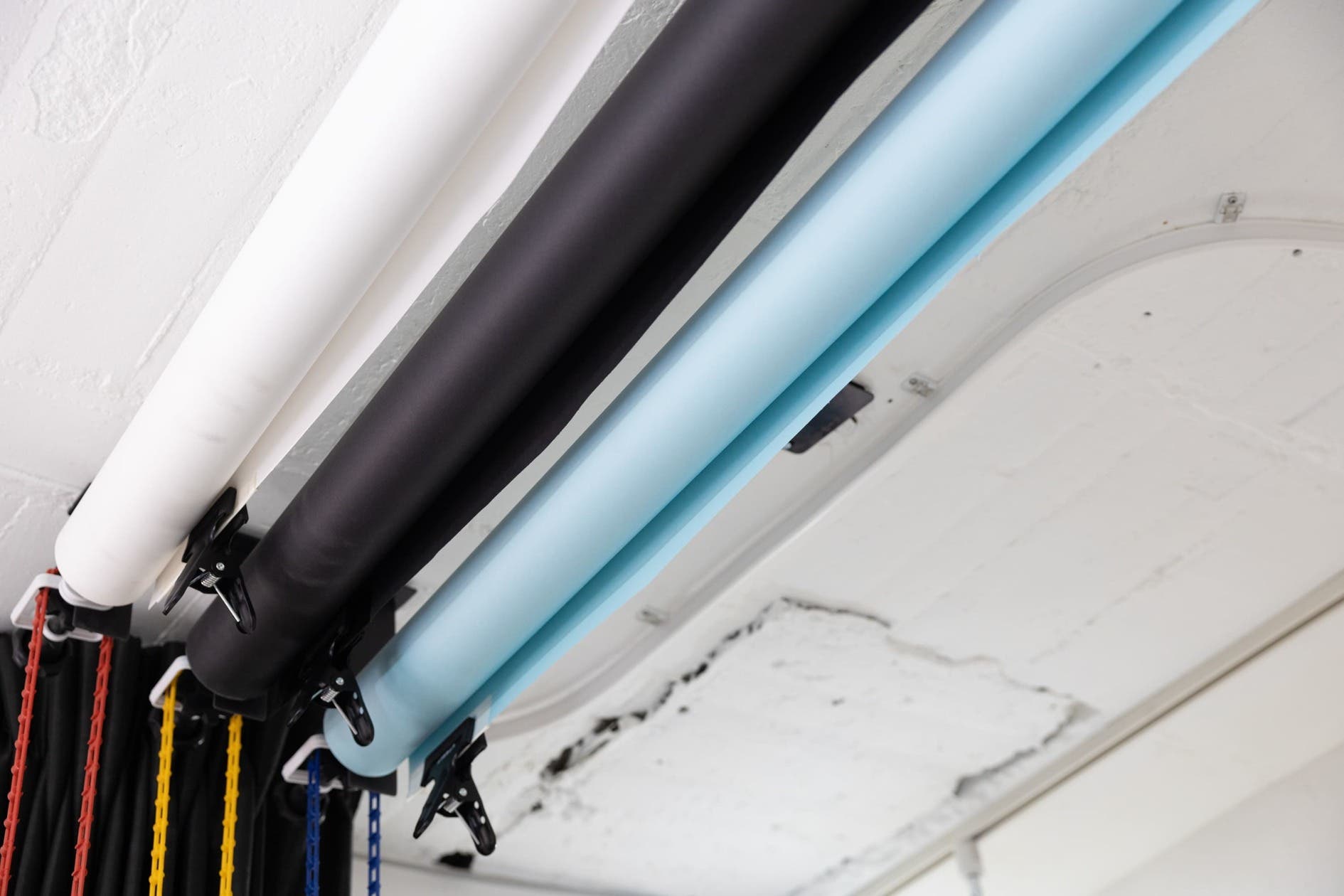 【4m超えドライフラワー造形】本格的撮影スタジオ｜漆喰壁｜レンガ壁｜カーテン装飾｜カフェ板｜タイル床｜アパレル｜背景×10の写真23