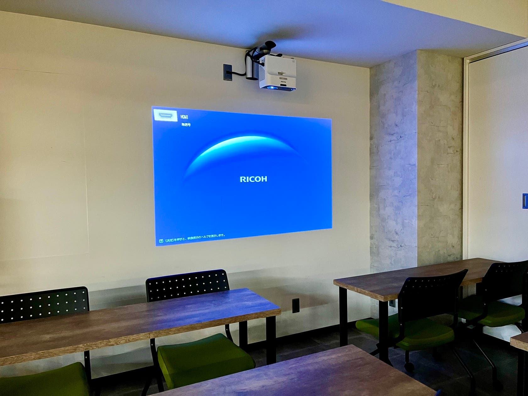 東銀座駅直結! 広々36〜42名 セミナー/イベント/パーティー等（N-1）の写真8